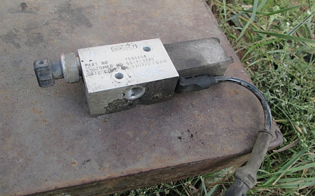 22425 24456 Клапан давления турбины 504013790 3596456 504203275 CURSOR8 ...