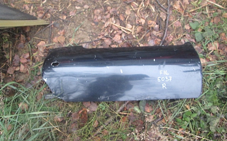 21426 25037 дефлектор кабины правый 1698145 1621324 VOLVO F16 F12 F10